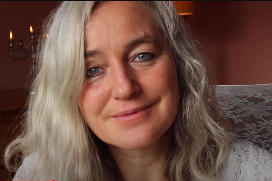 Hand in Hand mit Frau Tod. | Vortrag auf der LEBEN UND TOD